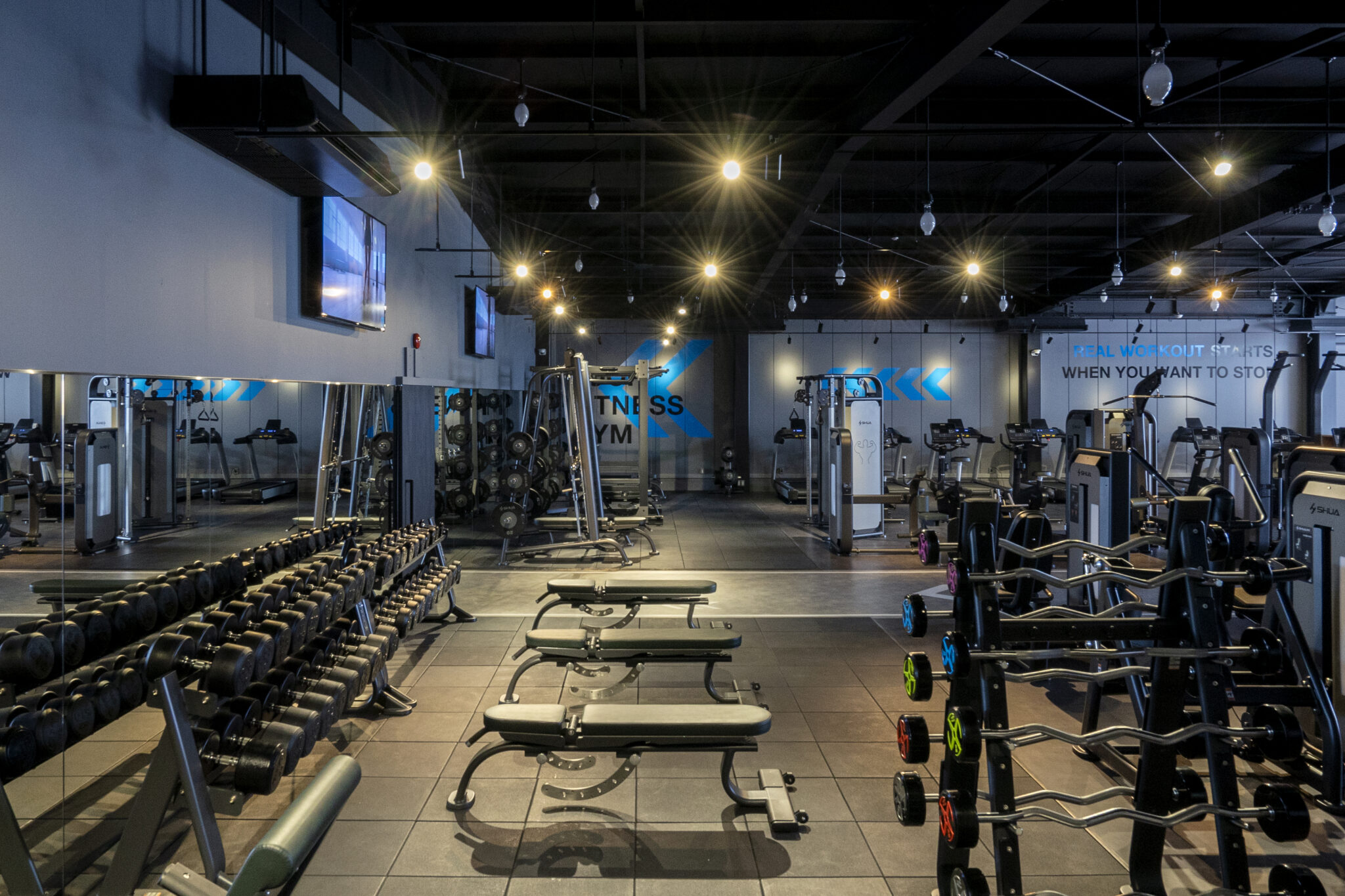 LOOP FITNESS GYM 様 | 株式会社I.D.Works